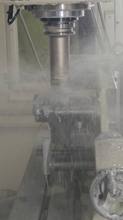 Расточные работы на фрезерном станке с ЧПУ