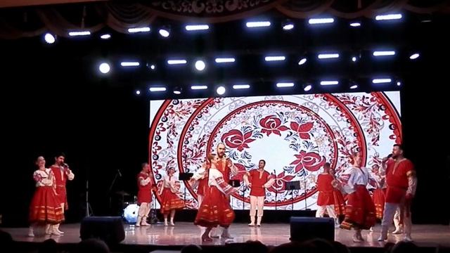 "Ягодиночка": ансамбль "Грэмцы", хореограф. группа ансамбля "Зарница" (г. Анапа, 07.03.2025)