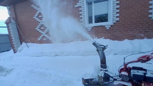 Снегоуборщик