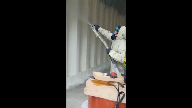 Утепление анагаров ППУ. Назначение ангаров. Овощехранилище, офис, курятник.