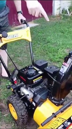 Продаю снегоуборщик GardenPRO KCM24S. В отличном состоянии.