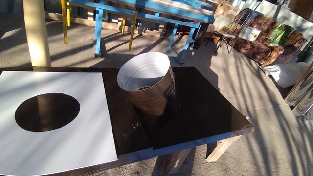 Узел прохода через кровлю.