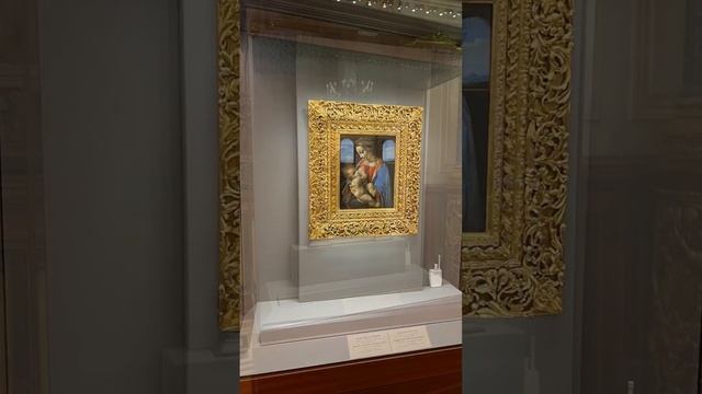 Эрмитаж. Бриллиантовая кладовая и основные залы.