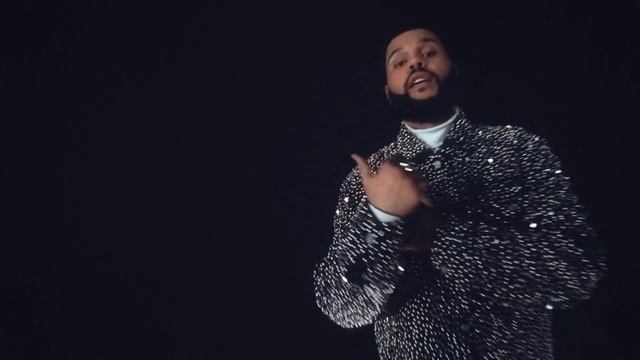 The Weeknd ft. Swedish House Mafia — Sacrifice, смотреть музыкальный ролик бесплатно