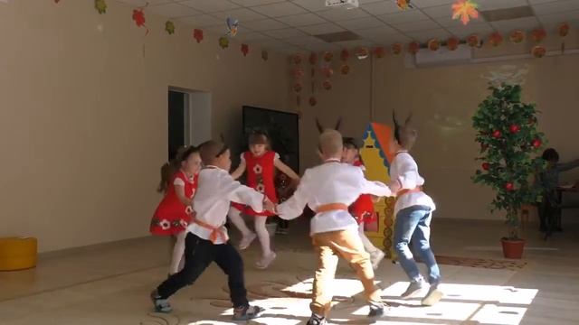 Мини-спектакль "Сказка о безопасности для ребят  и для зверят"