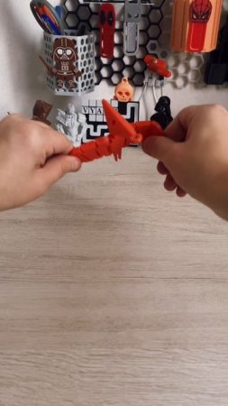 см_описание_Брелок Птерадактель (свободное движение)
