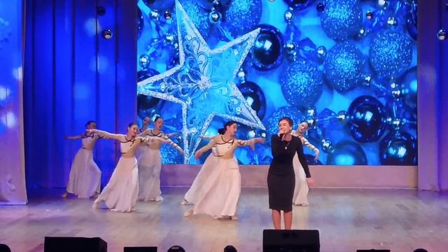 Образцовый художественный ансамбль танца "Радуга" ДШИ г. Урюпинск. Хореограф - Елена Просвирова.