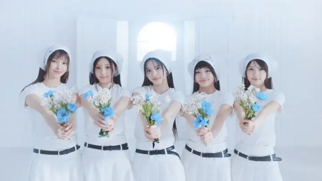 ILLIT "Almond Chocolate" (Korean Ver.) Performance Video