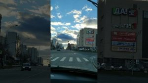 Правый поворот соединённый с перестроением
