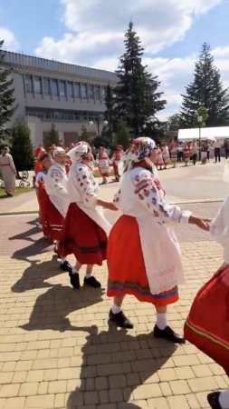 Стали дружно в хоровод и поехали ! Жизнь в провинции .Радуемся !