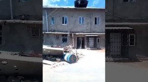 Детишек не можем выпустить на улицу, всё кидают с крыши, государство делает ремонт через жопу.