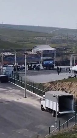 Подготовка к открытию границы между Киргизией и Таджикистаном завтра 12 марта открытия поздравляю !