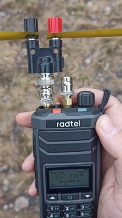 Прием #сатком переехал на средний разъём. #satcom #Radtel #rt860 #UHF #VHF