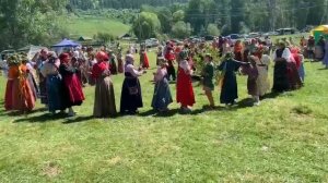 🍏 Яблочный Спас на Алтае – народные традиции и весёлые гуляния! 🎉