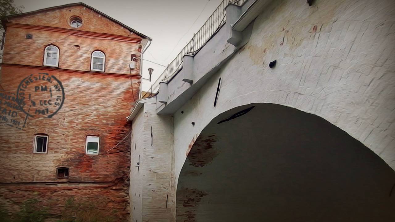 Спускаемся под КАМЕННЫЙ МОСТ. Как выглядит сооружение, которому более 200 лет // места Вологды