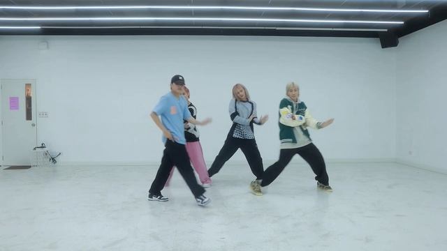 4MIX - 'Hi Ya Ya' Dance Practice Mirrored