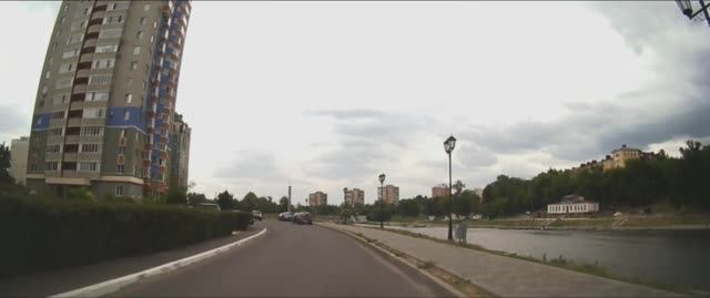Набережная Дубровинского из окна автомобиля, река Ока. Город Орел