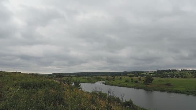 Утро на реке Зуше