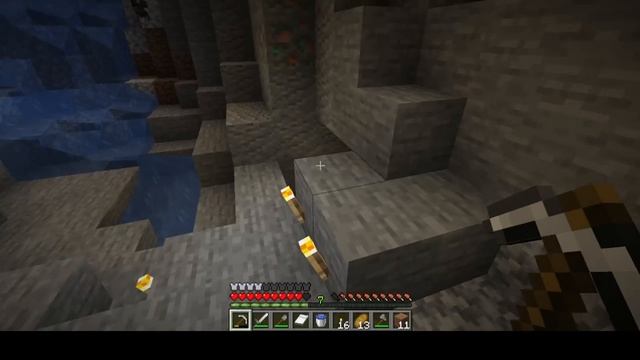 Выживание в Minecraft часть 6 - Первый (удачный) поход в шахту