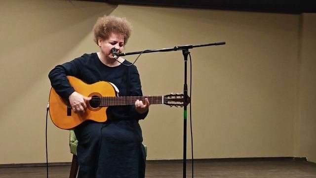 Людмила Катерисова - "Налейте женщине вина" стихи и музыка Людмилы Катерисовой