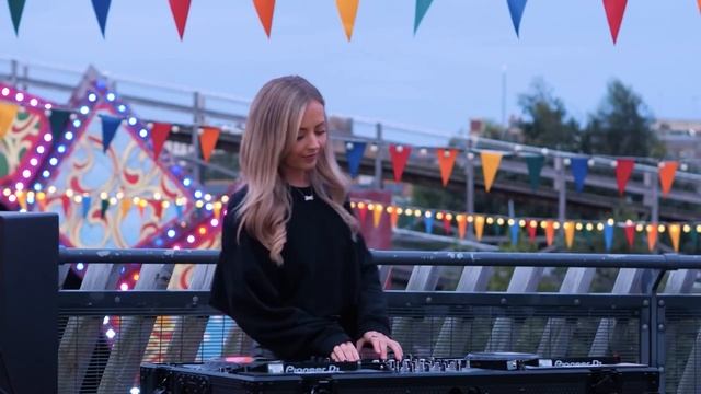 Amy Wiles - Trance & Progressive DJ set live from Dreamland, Margate