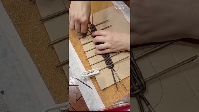 Плетем овальное донышко