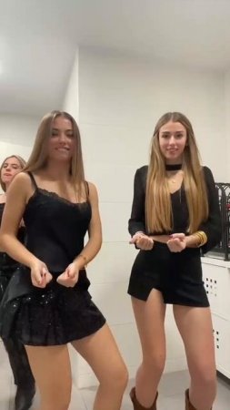 Девчонки - жгут 😍