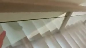 Лестница на металлокаркасе из массива дерева (ясень) с подсветкой в двухэтажной квартире.