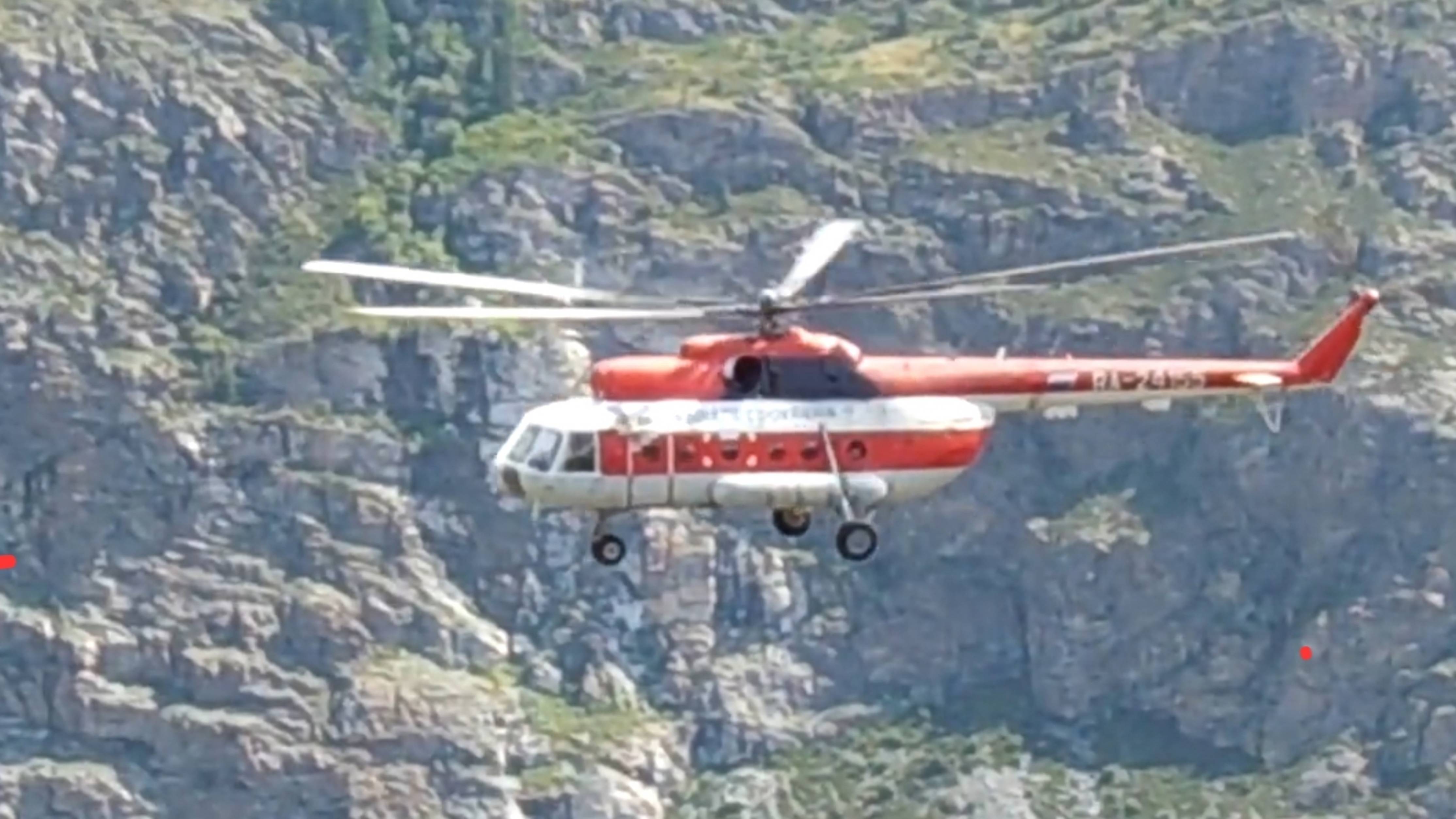 Вертолет над Чулышманом