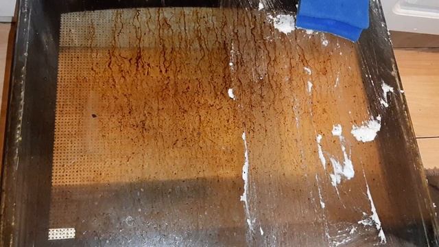 "Антижир vs. Народный способ: Как на самом деле очистить духовку? Удивительные результаты!" 🔥✨