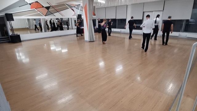 18 марта. АЮ. Квик-степ: быстрые шаги с перескоками, потом уникальная авторская схема
