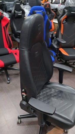 Noblechairs ICON Black