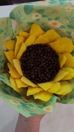 Сделали сегодня букет из сухофруктов в прямом эфире