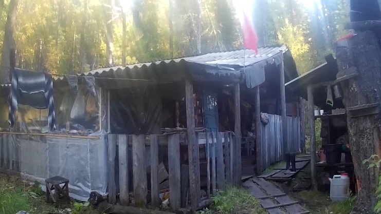 Хижина деда Гохи.