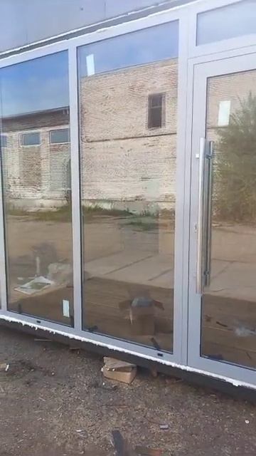Остекление торгового павильона из алюминиевого профиля Оконный завод Glass в Пятигорске КМВ - после