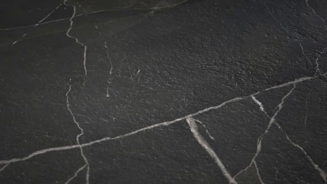 Керамика Calacatta Black Bocciardato LAMINAM