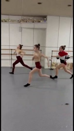 Прыжки в шпагат