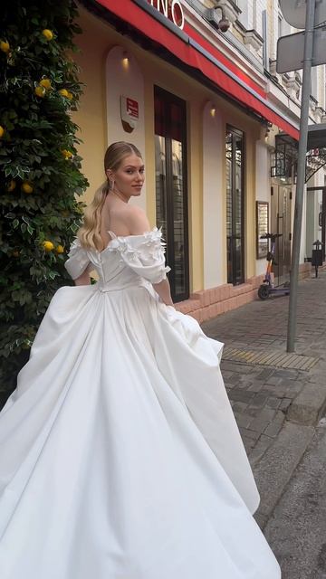 Свадебное платье Дарси из коллекции «Street Romance» от бренда Gabbiano