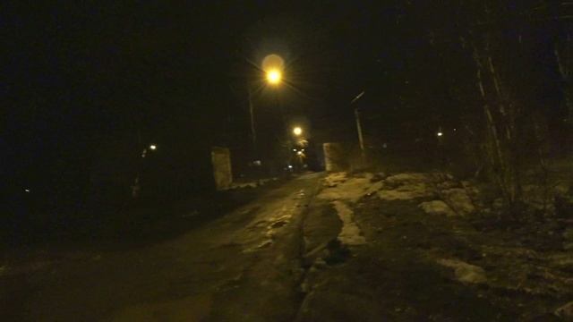 102. Наполовину мёртвый район города. Место, где люди соседствуют с призраками.