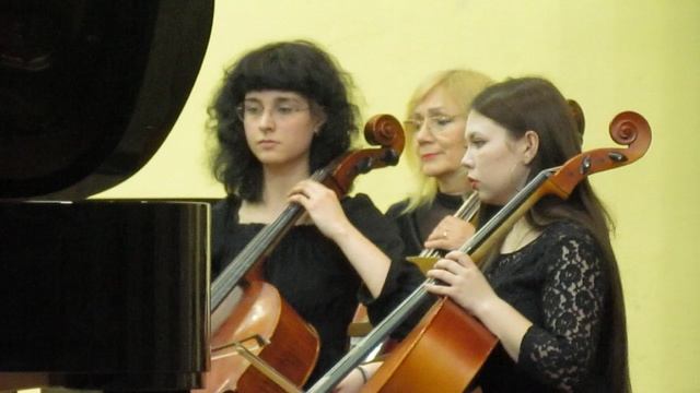 и.бах. третий концерт ре-мажор для клавира с оркестром. солист - п.гуревич