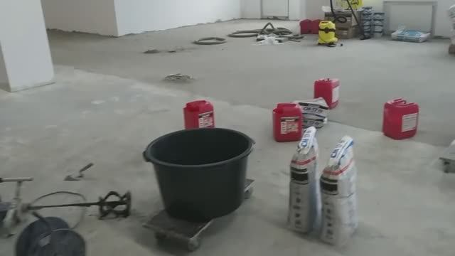 Работа грунтовки на сложных основаниях, перед укладкой плитки. Сложный случай. 2 серия