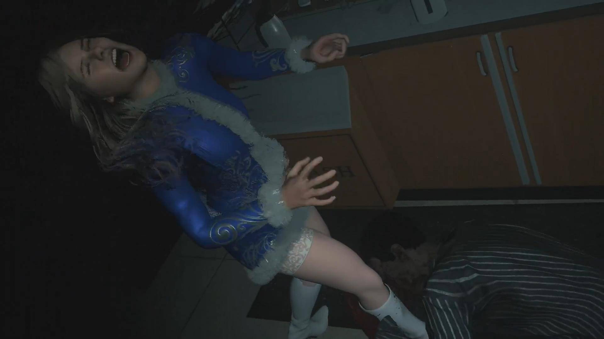 На Снегурочку напал зомби. Прохождение Resident Evil 2 Remake #1