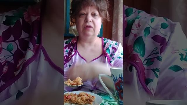 МУКБАНГ 🍛  БОЛТОВНЯ / цепи на руках...