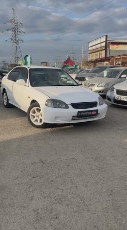 В продаже японский седан - Honda Civic, 1999 г.
