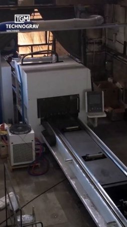 Лазерный труборез Senfeng SF9035NT 6 кВт с 3-мя зажимными патронами