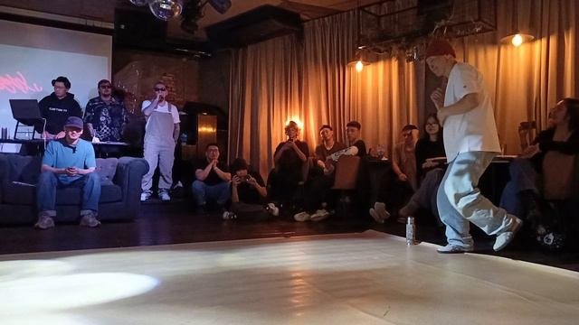 BREAKING FOOTWORK BATTLE #10