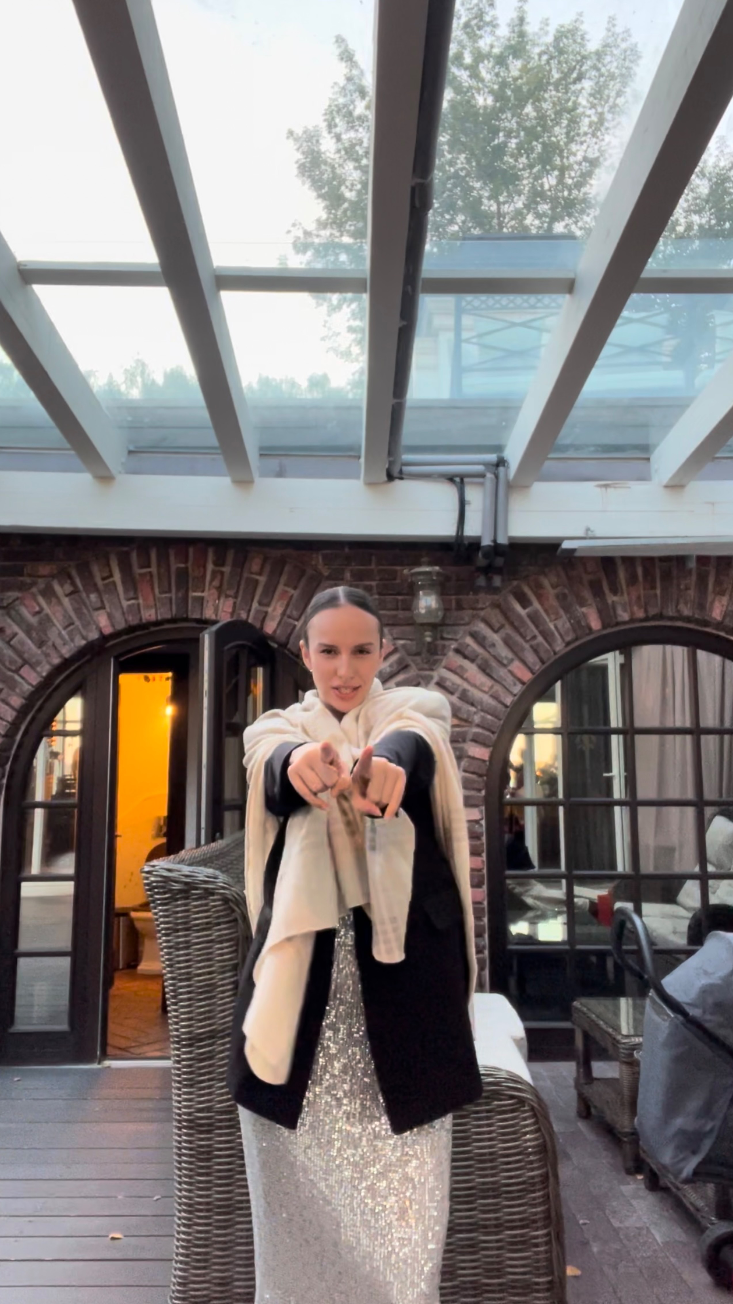 #SHORTS
КОГДА ДОЛГО ЖДЁШЬ ВЫХОДА НА СЦЕНУ #кавергруппа #топкавер #кавергруппамосква