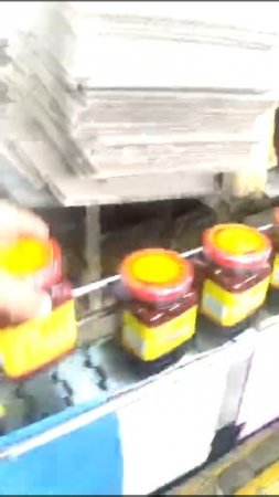 Этикетавтомат. Бумажная этикетка на холодный клей квадратная банка