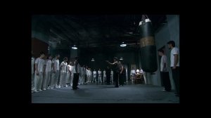 【ENG DUBBED】李小龙实战能力有多强 一脚把人踢出3米远 日本人称之为武之圣者《李小龙传奇The Legend of Bruce Lee》【China Zone 剧乐部】