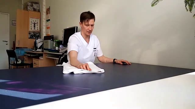 Плечи _протирать пыль_
